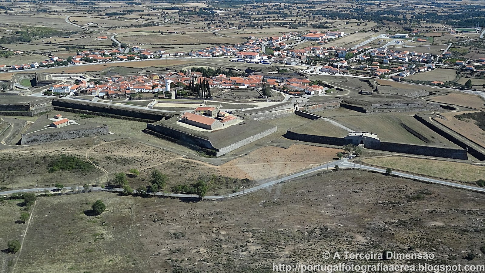 A Terceira Dimensão: Almeida