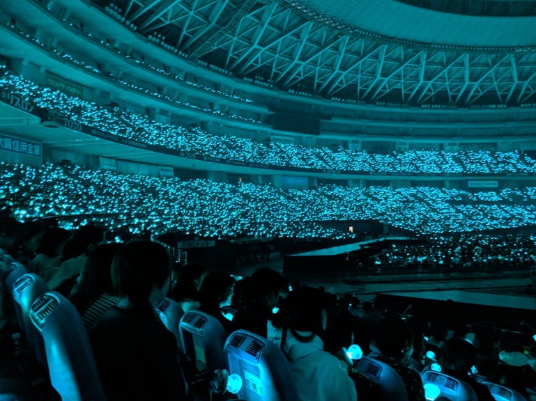 I AM KPOP GIRL : Pearl Aqua: The Meaning Of SHINee World Official Color