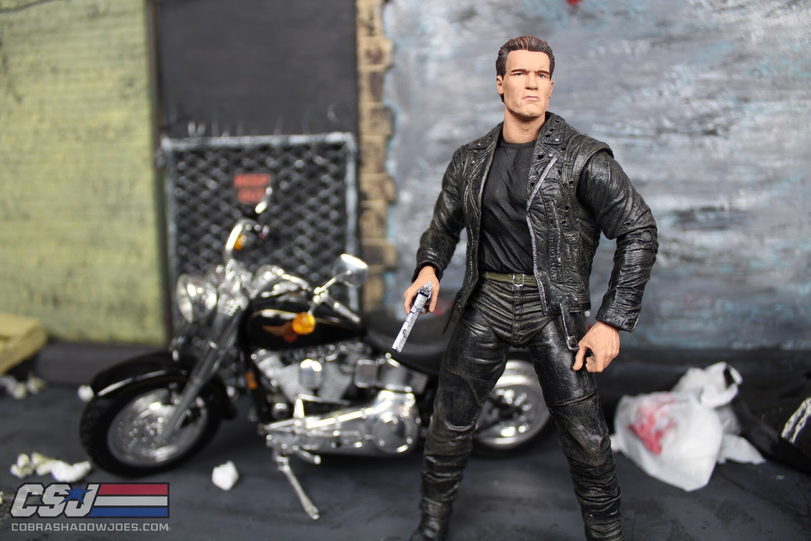 CobraShadowJoes: NECA Toys 3D 25th Anniversary Terminator 2 T-800 Review