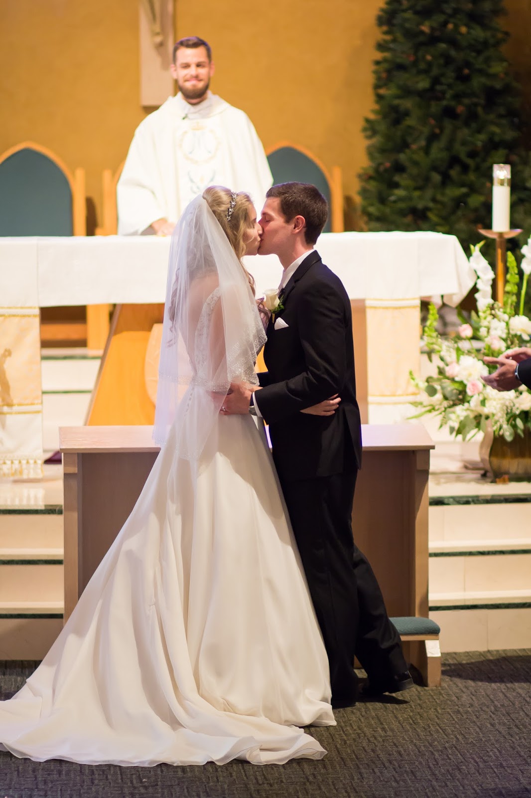 Catholic Wedding Ceremony | Wedding Wednesday - Sugar Spice and Sparkle