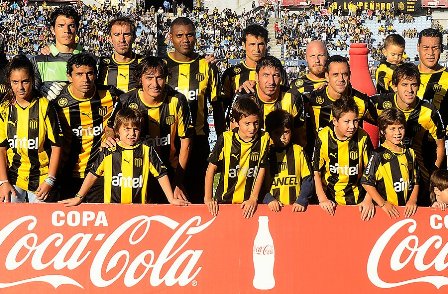 Fútbol en América: Club Atlético PEÑAROL