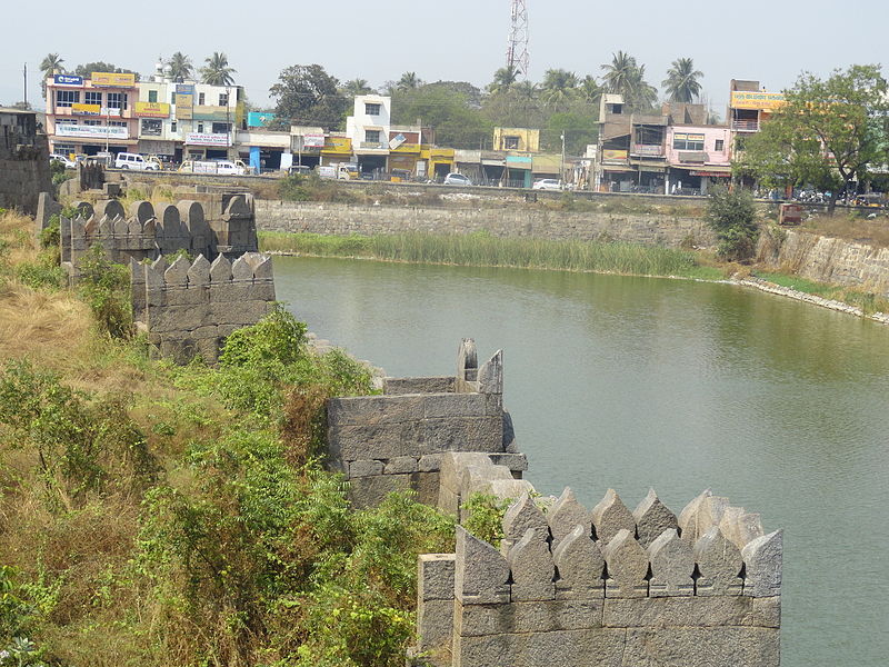 Tamilnadu Tourism: Vellore Fort, Vellore