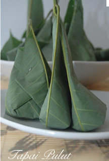 The Sukrich Company: Proses penapaian/fermentasi tapai pulut daun getah