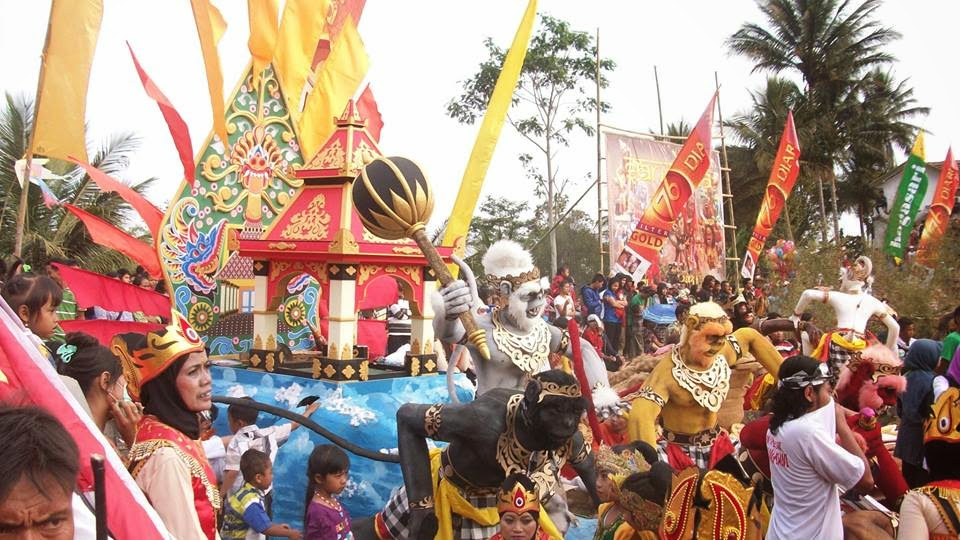 Gebyar Ritual 1 Suro Gunung Kawi
