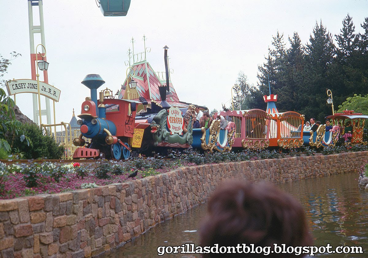 GORILLAS DON'T BLOG: Casey Jr. & Storybook Land, April 1969