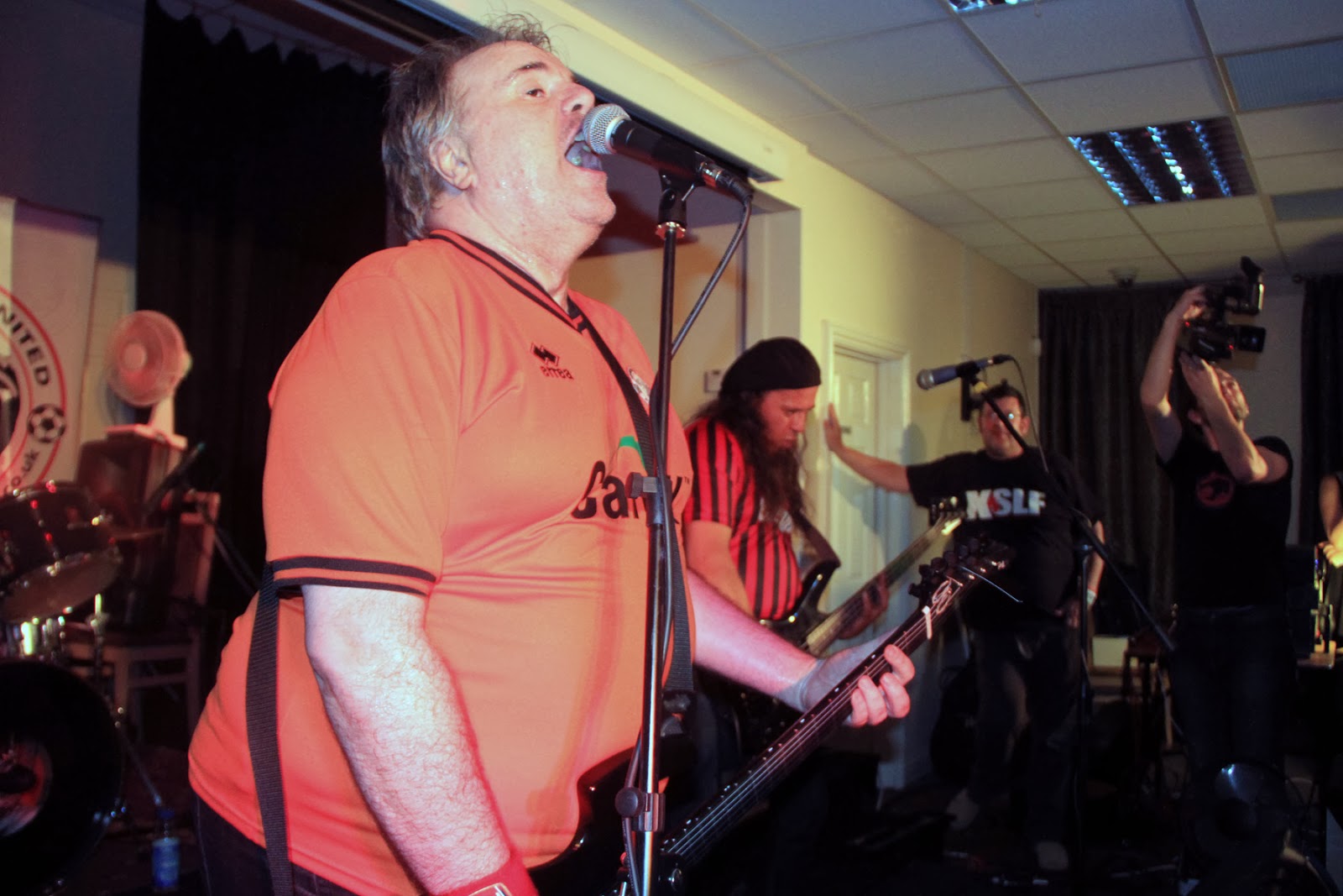 Bulls News: Auction For SLF Canvas