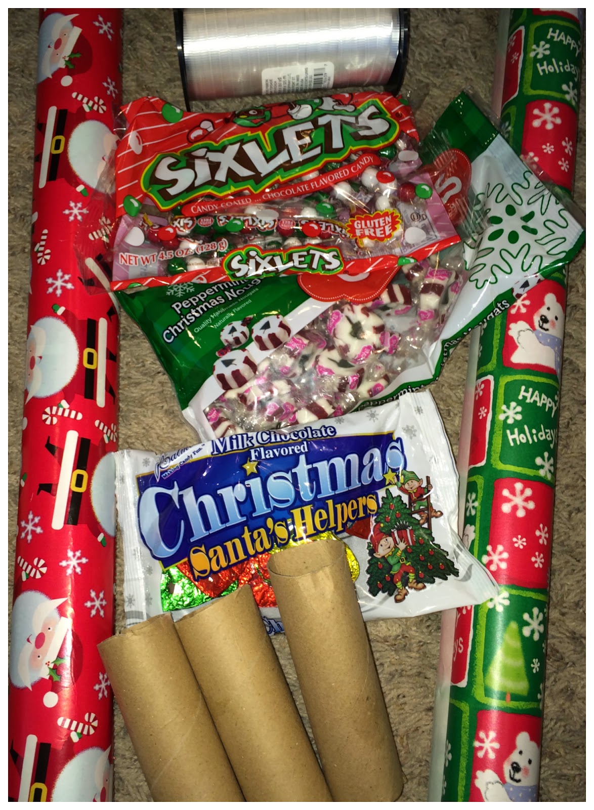 Make your Own Holiday Candy Poppers - A Sparkle of Genius
