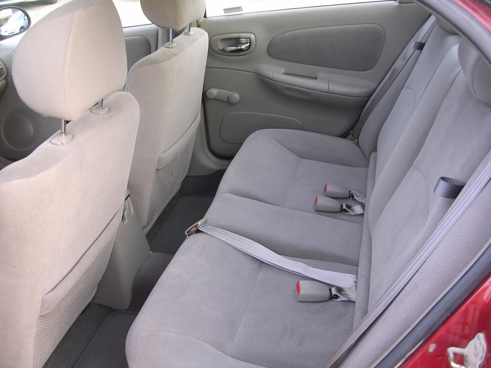 Earthy Cars Blog: EARTHY CAR OF THE WEEK: 2000 Red Dodge Neon