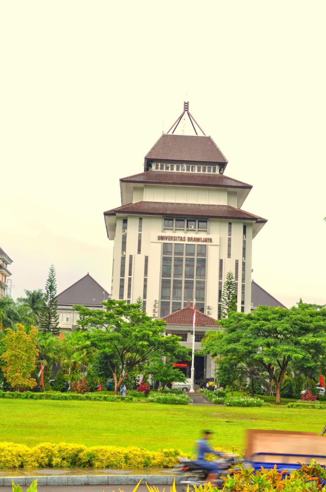 Universitas Brawijaya & Fakultas Hukum Universitas Brawijaya