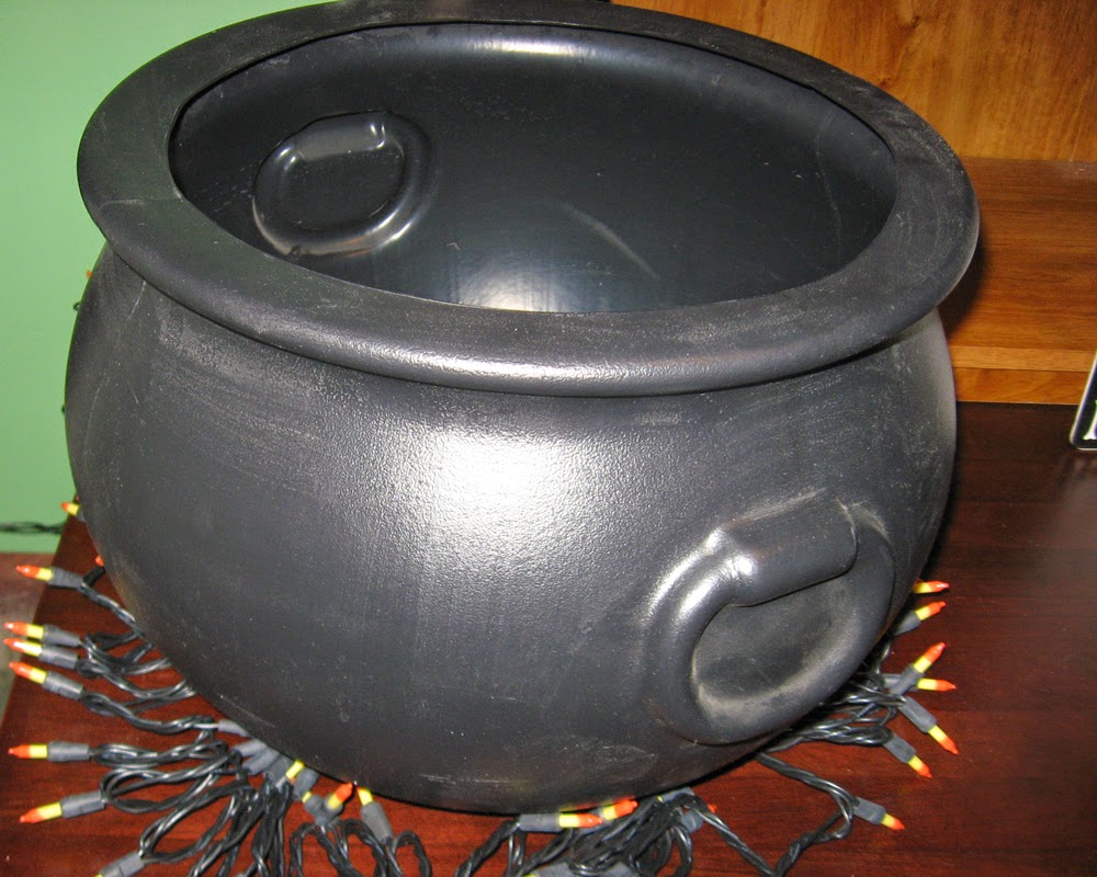 The Odd Raven: How to Create a Smokey Cauldron