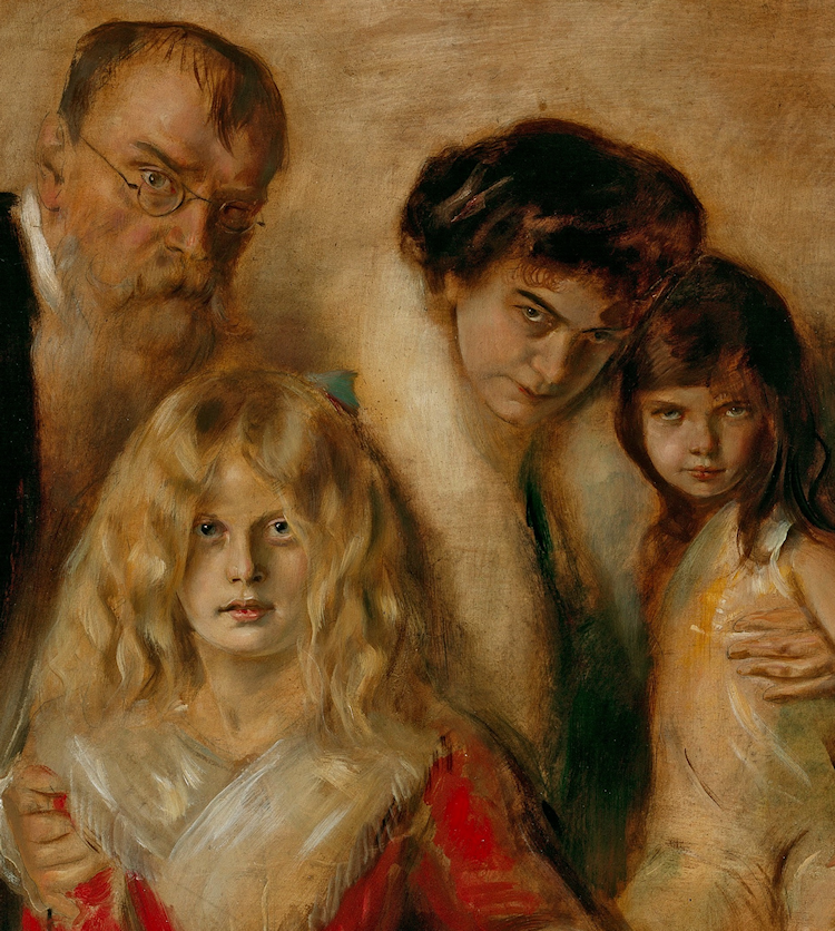 Gods and Foolish Grandeur: Random families, random family portraits