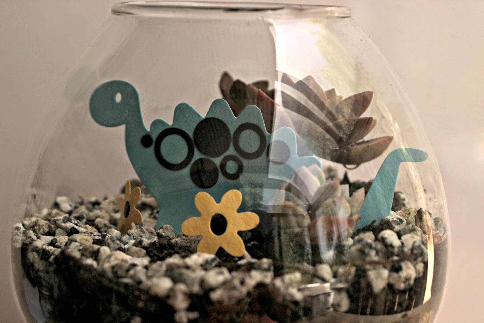 Kutz, Paper, Scissors