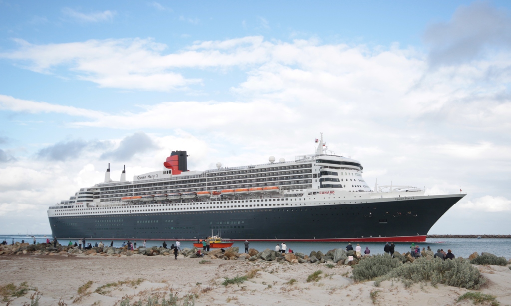 Tony's Photo Blog: Queen Mary 2