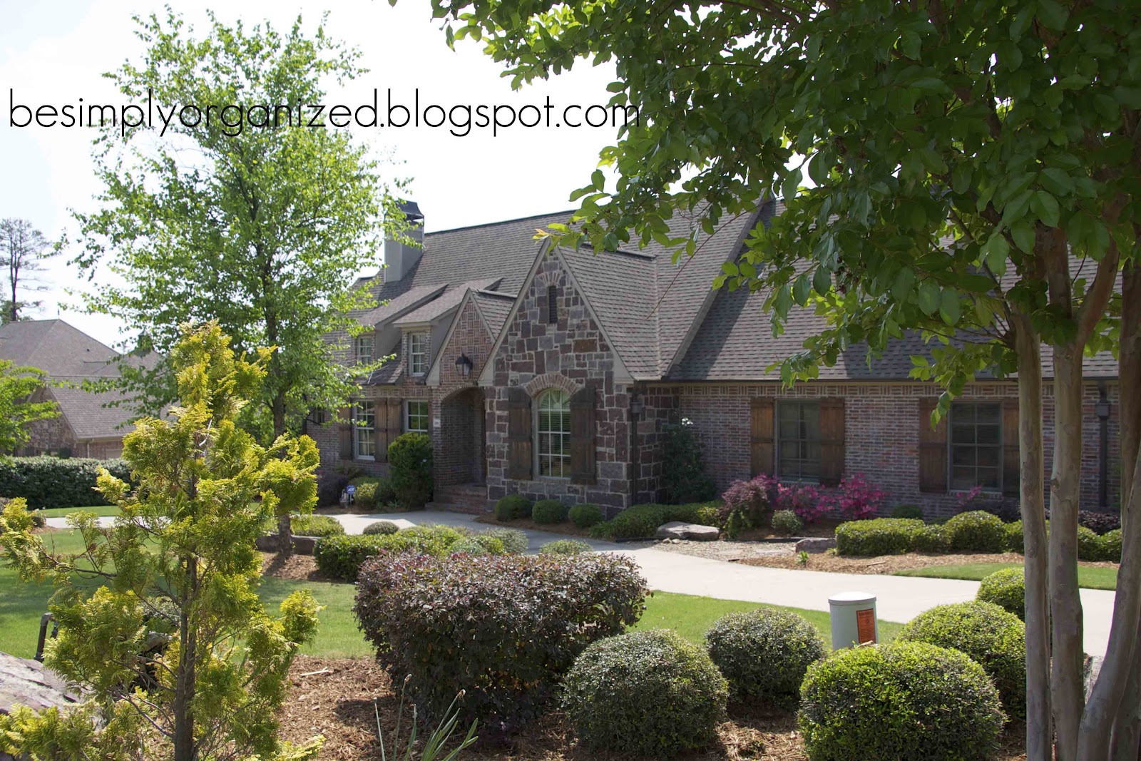 Welcome: An Outdoor Home Tour - Simply Organized