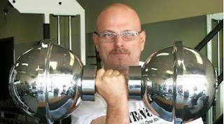 Dennis Rogers, Dijuluki Sebagai Manusia Terkuat Di Dunia - Portal ...