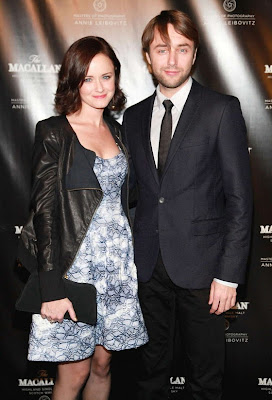 cleveland854321: ALEXIS BLEDEL VERSES THE SKUNK FAMILY