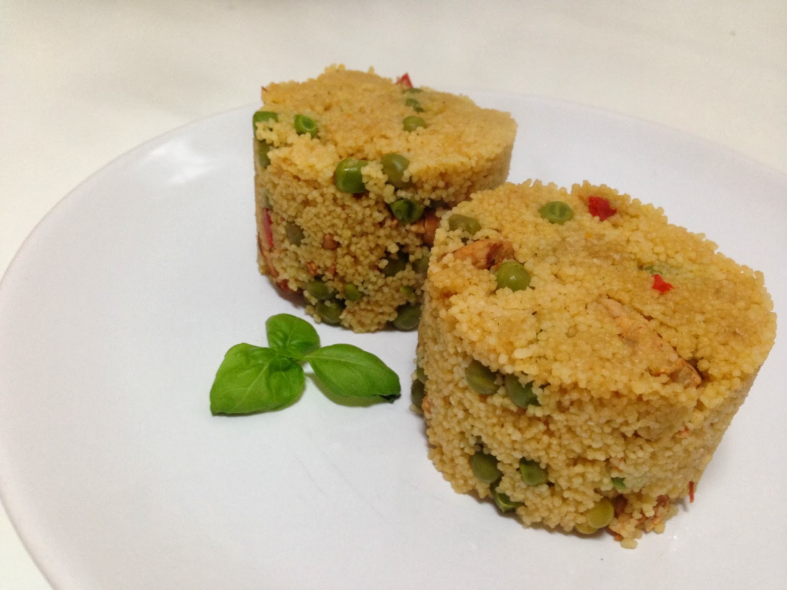 A cozinha chocolate limão: Couscous com perú e ervilhas