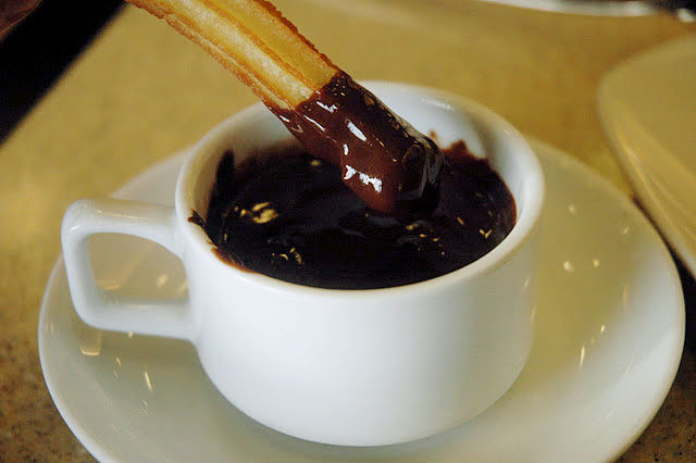 DUDE FOR FOOD: An Afternoon with Churros con Chocolate