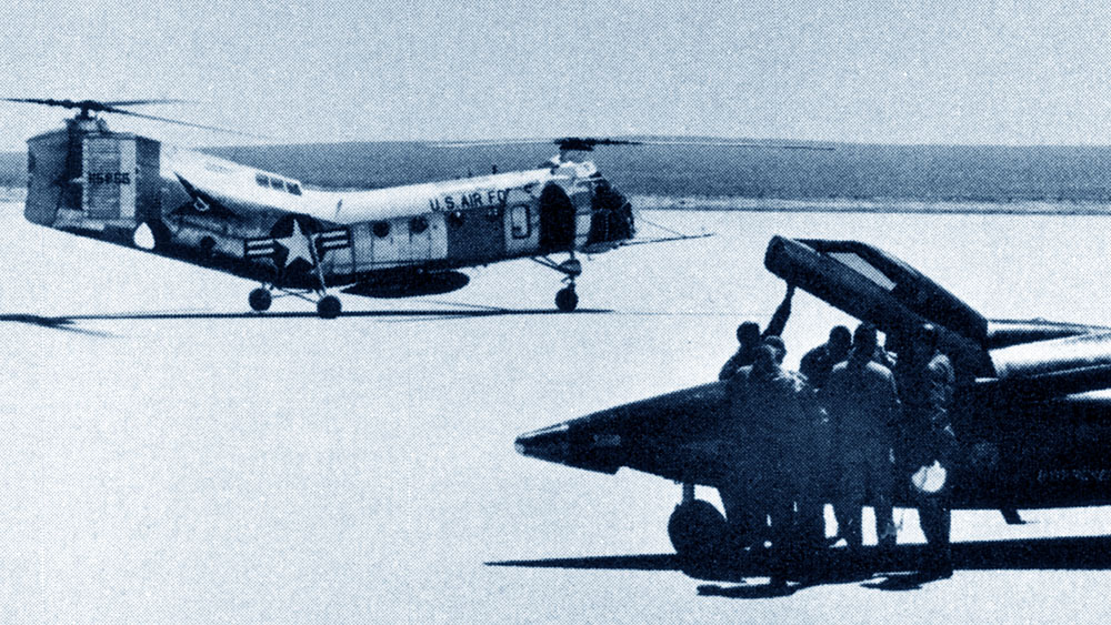 ITALERI PIASECKI H-21 ‘FLYING BANANA’ HELICOPTER KIT ~ Megamag 2