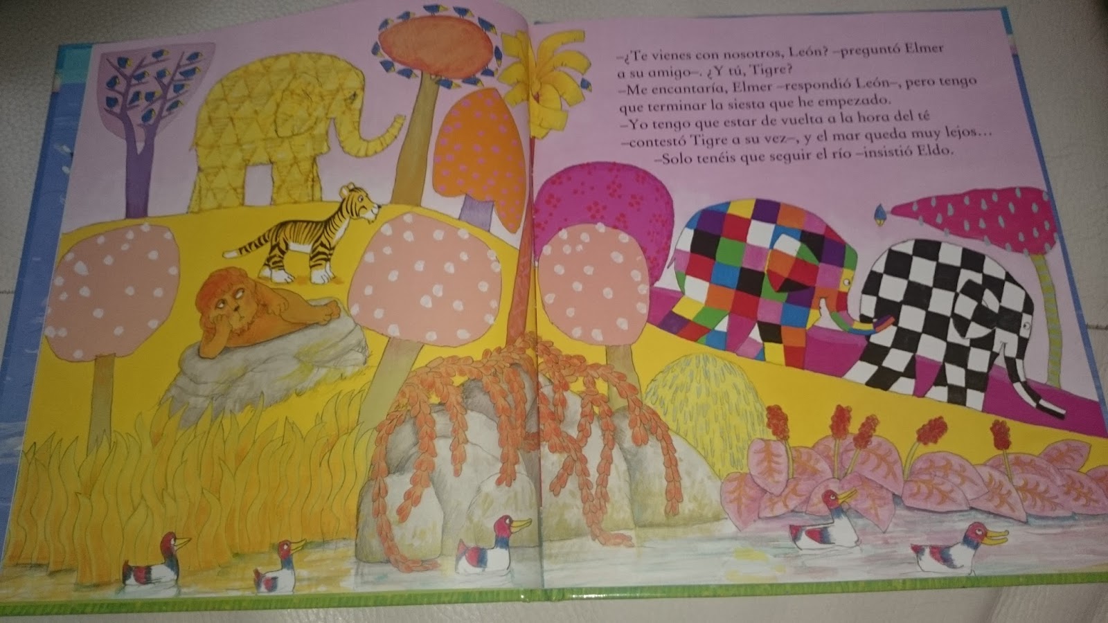 Libros que hay que leer: "Elmer y las ballenas" - David McKee