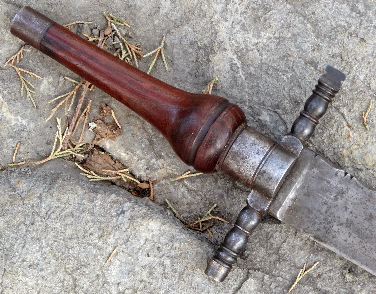Contemporary Makers: Plug Bayonet by Glen McClain