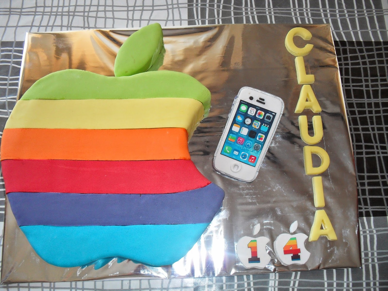 Los pasteles de la Toñi: Apple + iPhone 4S