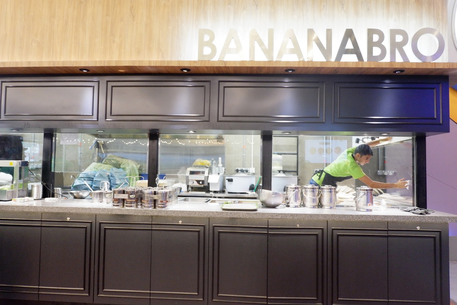Sara Wanderlust: [REVIEW] Bananabro | Authentic Malaysian Banana Leaf ...