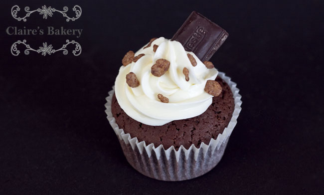 Claire's Bakery: Old Fashioned Cupcakes