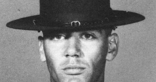 SNAFU!: Say hi to Chesty, Gunny Ermey...a great Marine, good actor and ...