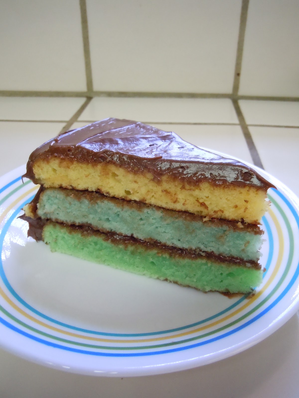 A Britt Without Boys: Three Layer Cake