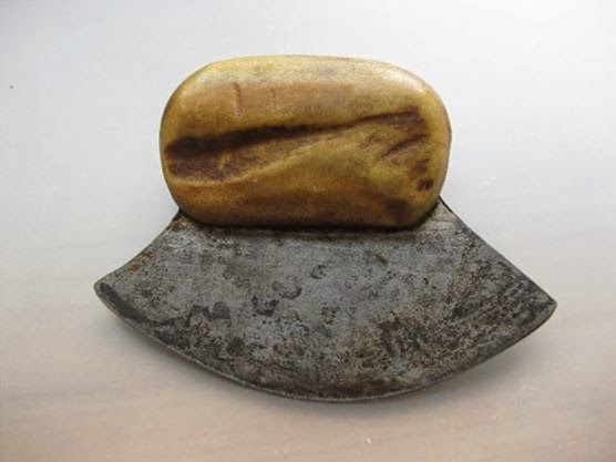 Iglaaq - Traveler; Newly Arrived Guest: THE ULU: A SYMBOL OF INUPIAQ ...