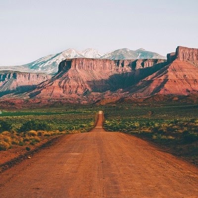 daily timewaster: Friday Open Road