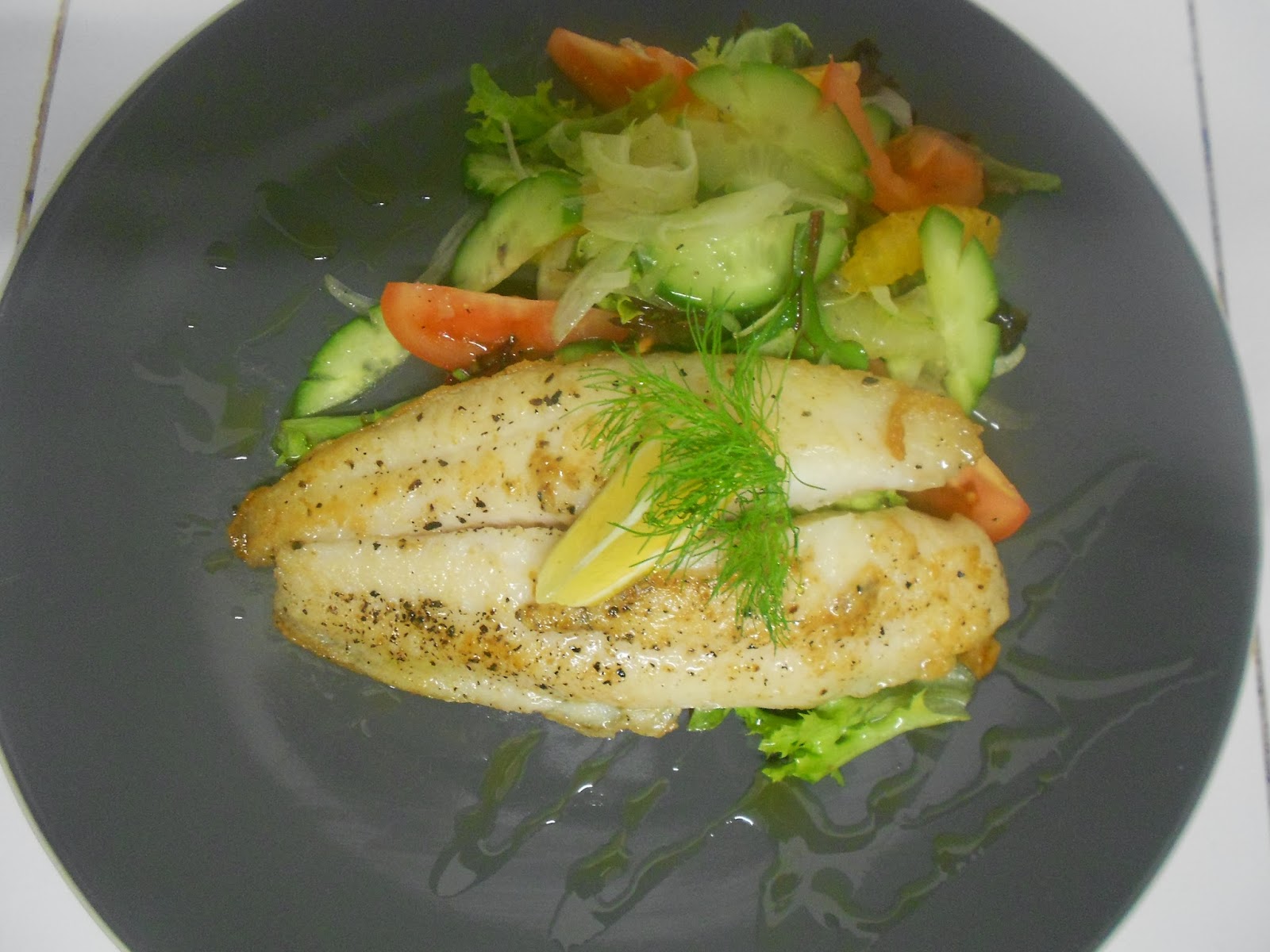 Mauritian modern delish and recipe : Fish fennel salad