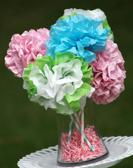 A Little Loveliness: A Tissue, A Tussie