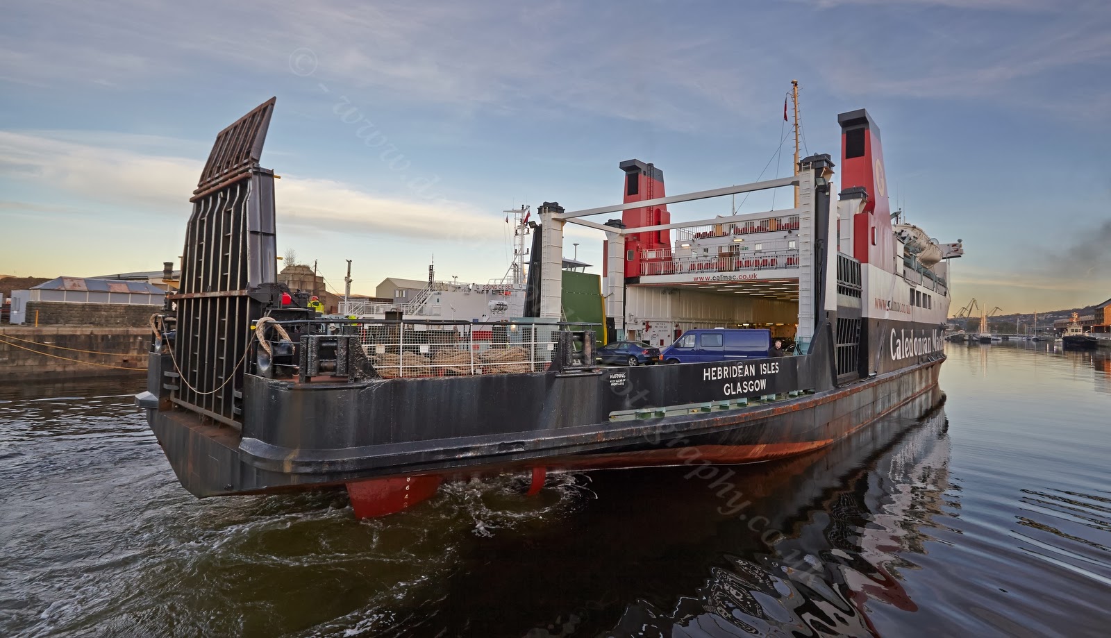 Dougie Coull Photography: 'Hebridean Isles' Arrives For Annual Service