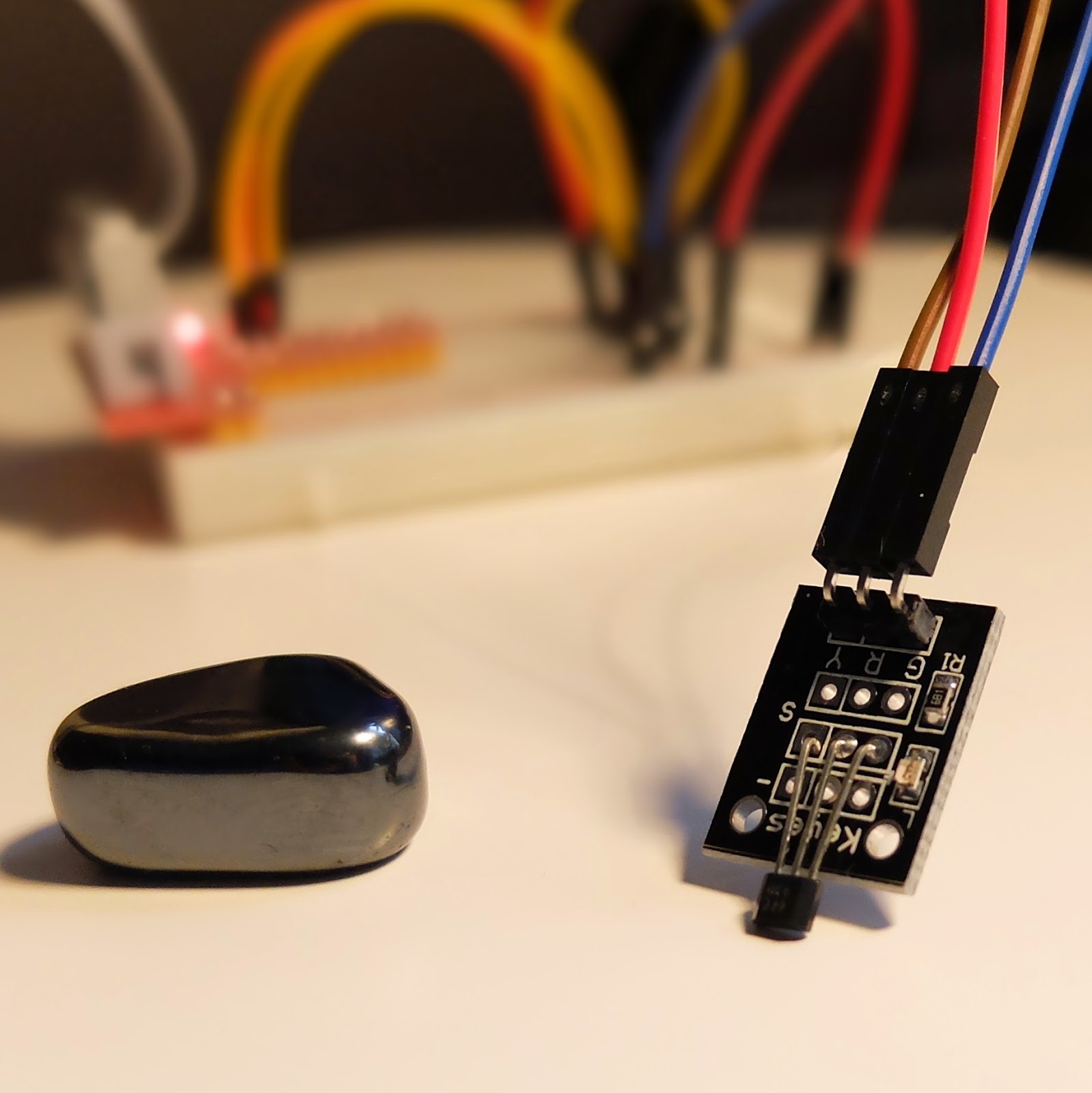 Marc Andreu: JAVA Digital Hall sensor with Raspberry Pi