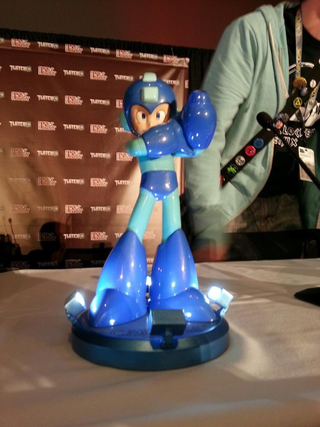Rockman Corner: Commemorative Mega Man Figures Shown Off at PAX East
