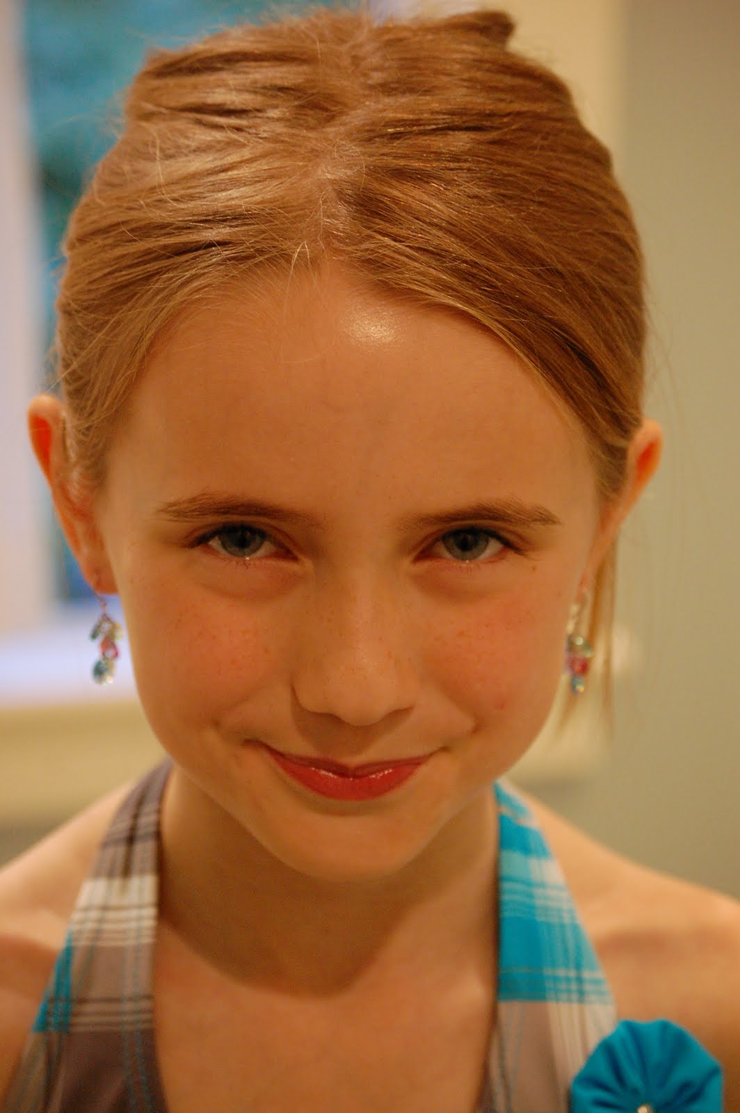 Lydia's Daily Journal: Danglies!!!