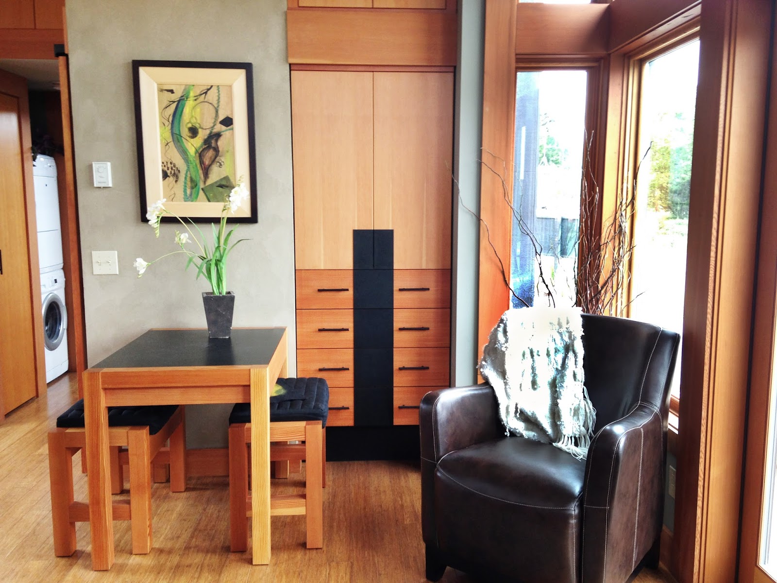 TINY HOUSE TOWN: Waterhaus Prefab Tiny Home (450 Sq Ft)