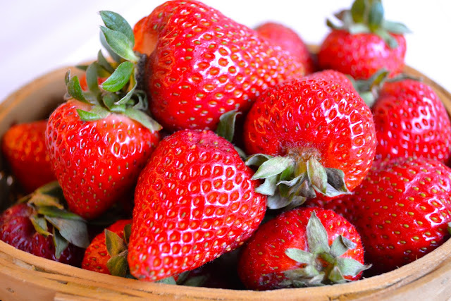 Strawberry Pie - Mother Thyme