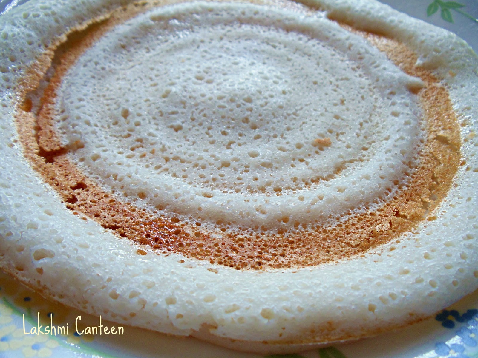 Lakshmi Canteen: White Rice Dosa