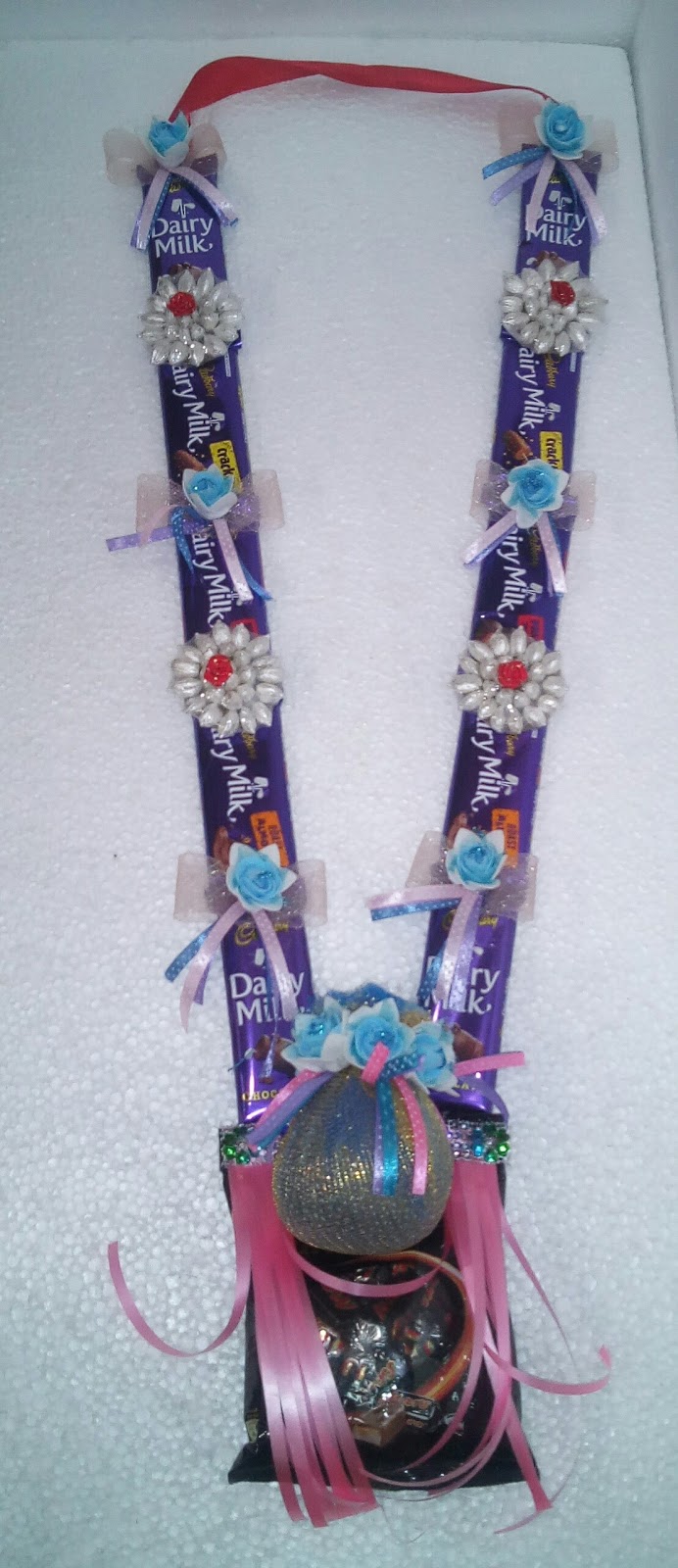 Holi Gift, Holi Mala, Dry fruit Mala, Chocolate mala, Holi haar