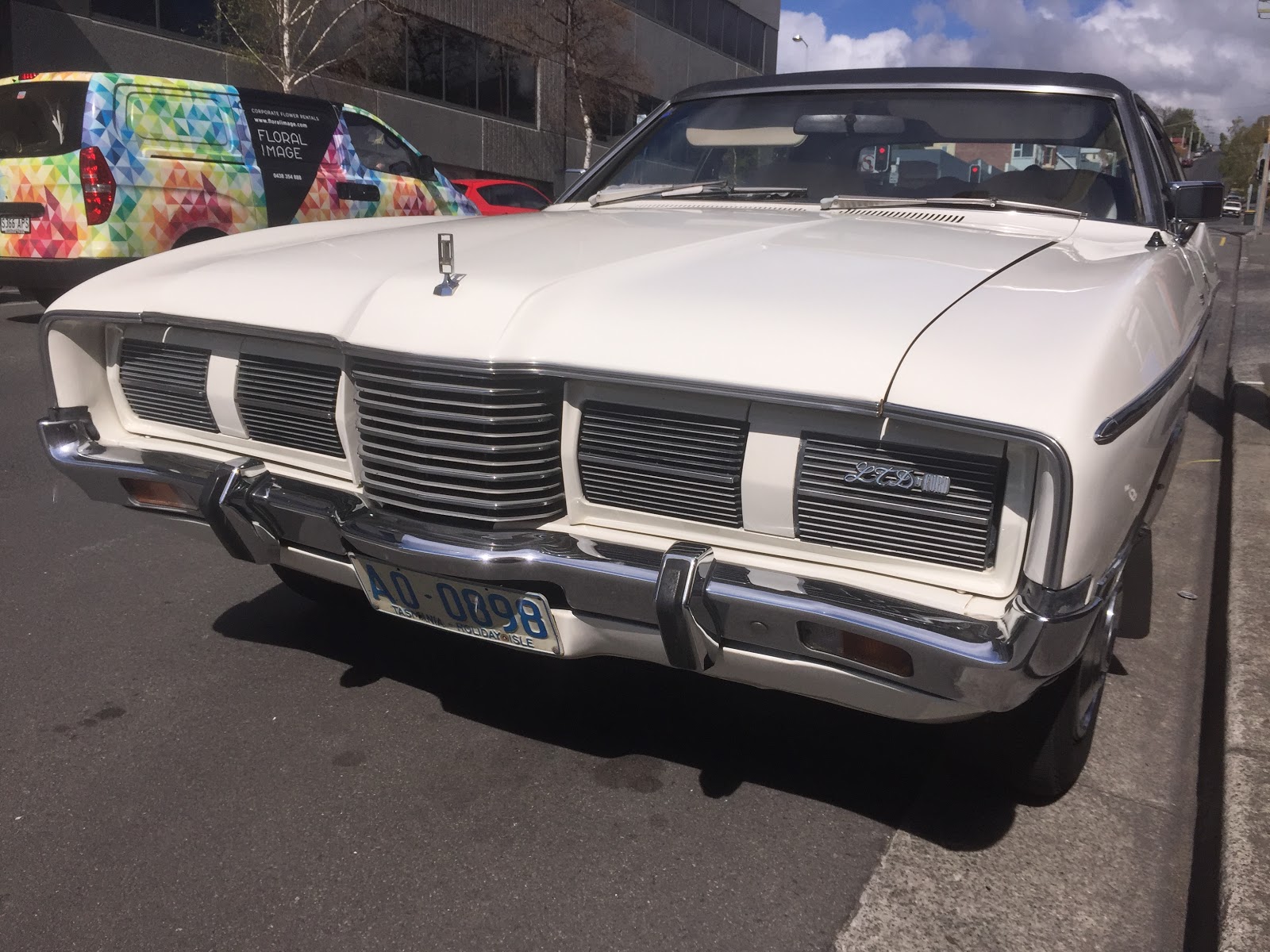 Random # 65: Early 70s Ford LTD