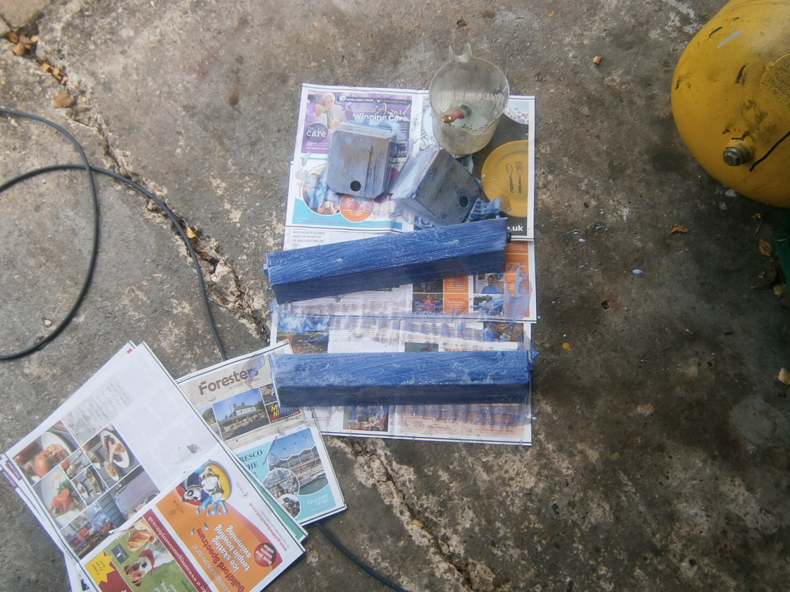 Lotus Excel Restoration: Installation of rear seatbelts Securon 200