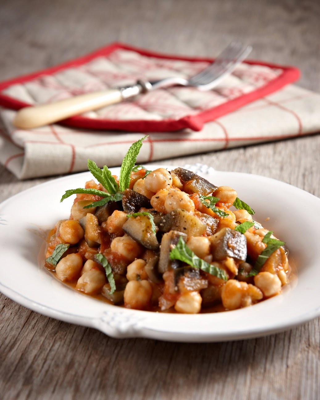 Ρεβύθια με απάκι