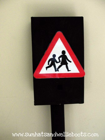 Sun Hats & Wellie Boots: DIY: Road Safety Signs for Outdoor Play