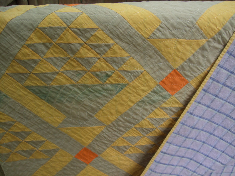 O'Quilts: Antique Yellow Basket quilt to cheer my soul...