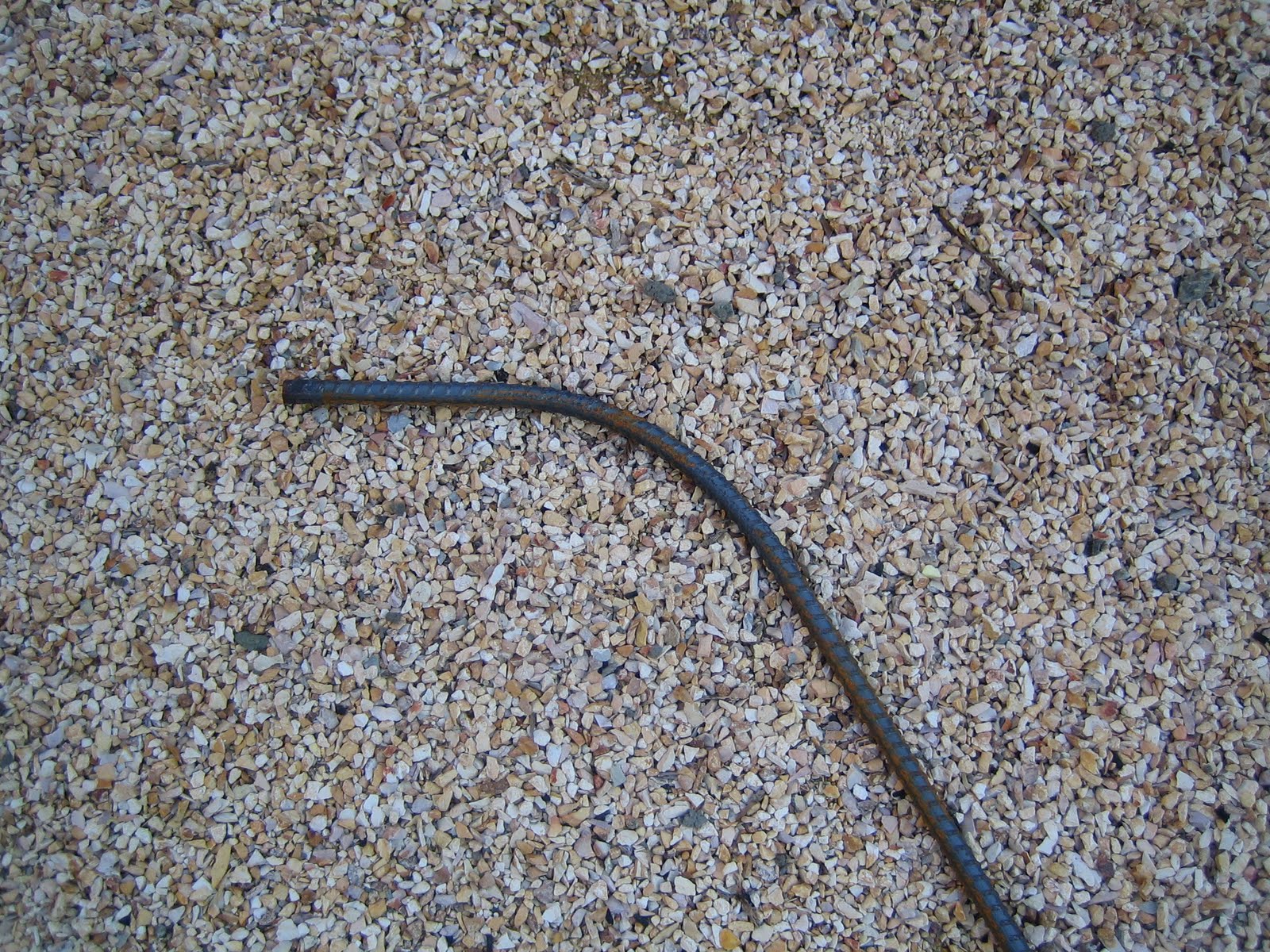 LoriBees Garden: How To Make A Concrete Butterfly