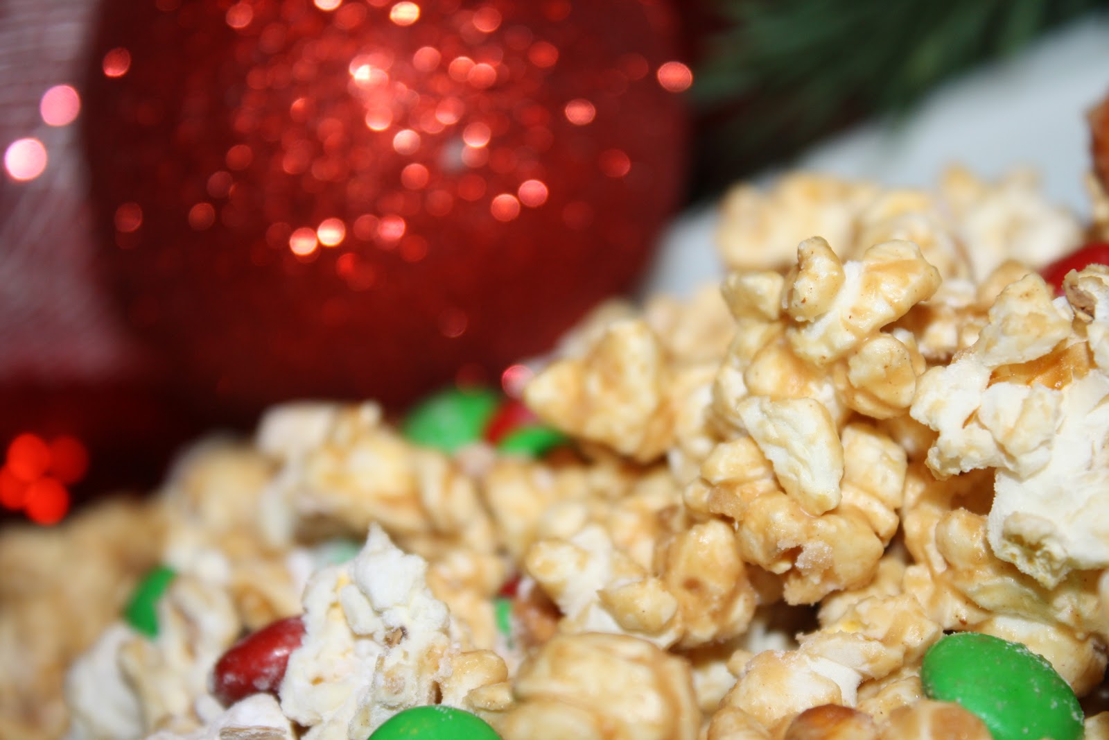 Our Someday Farm...: Holiday Popcorn Munch ~ Recipe