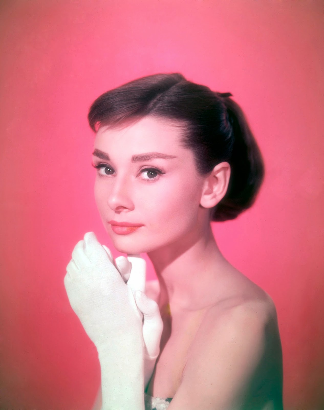FOTOS DE CINE: Audrey Hepburn (en color)
